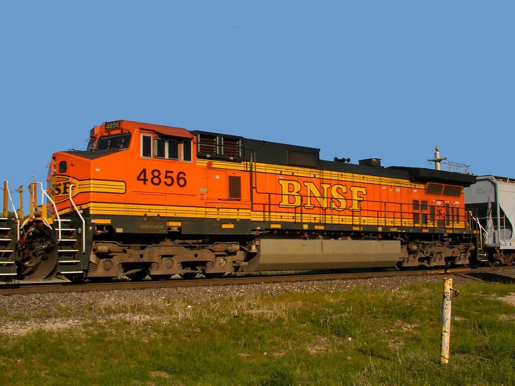 BNSF 4856